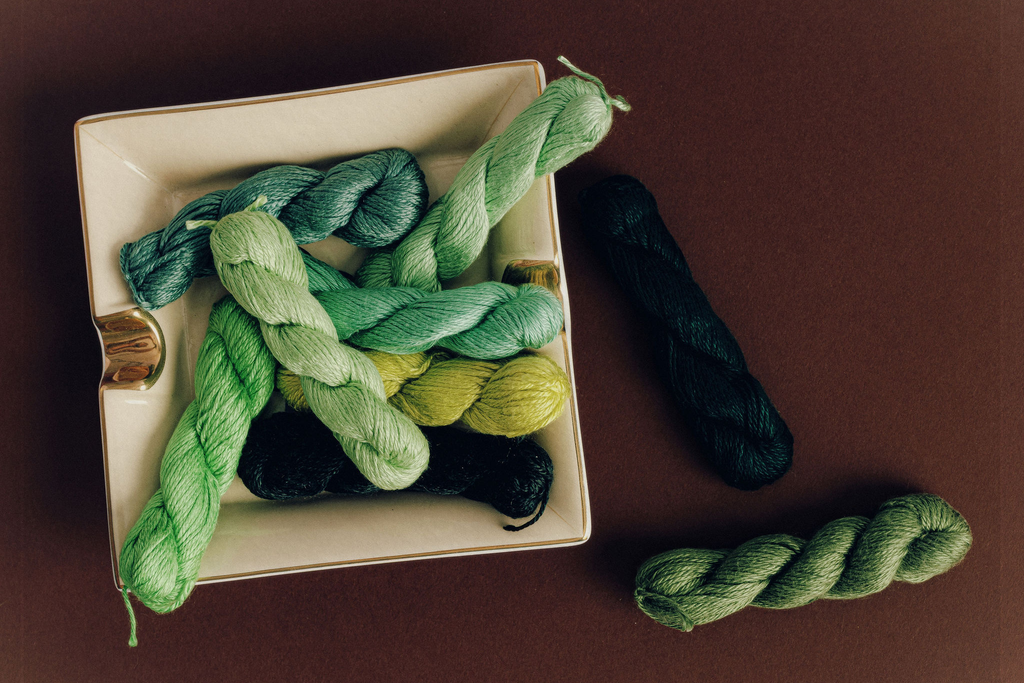 All Pepper Pot Silk Silk Needlepoint Threads | Le Fil